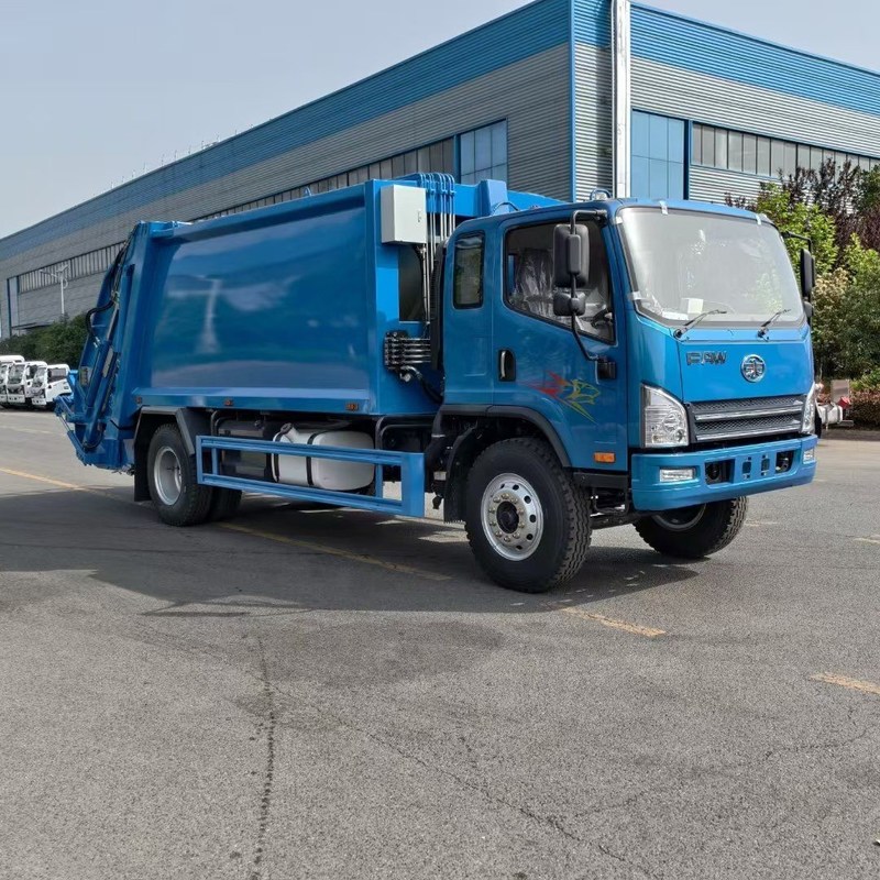 FAW RHD Garbage Compactor Truck 8000 Liter Waste Collection Vehicle For ...